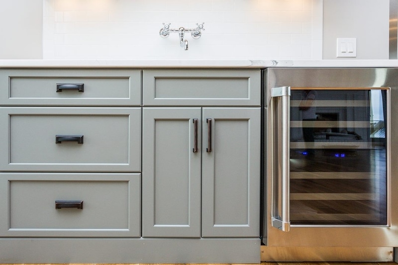 Tips to Design Your Dry Bar | Custom-Built Bar | HCC Blog