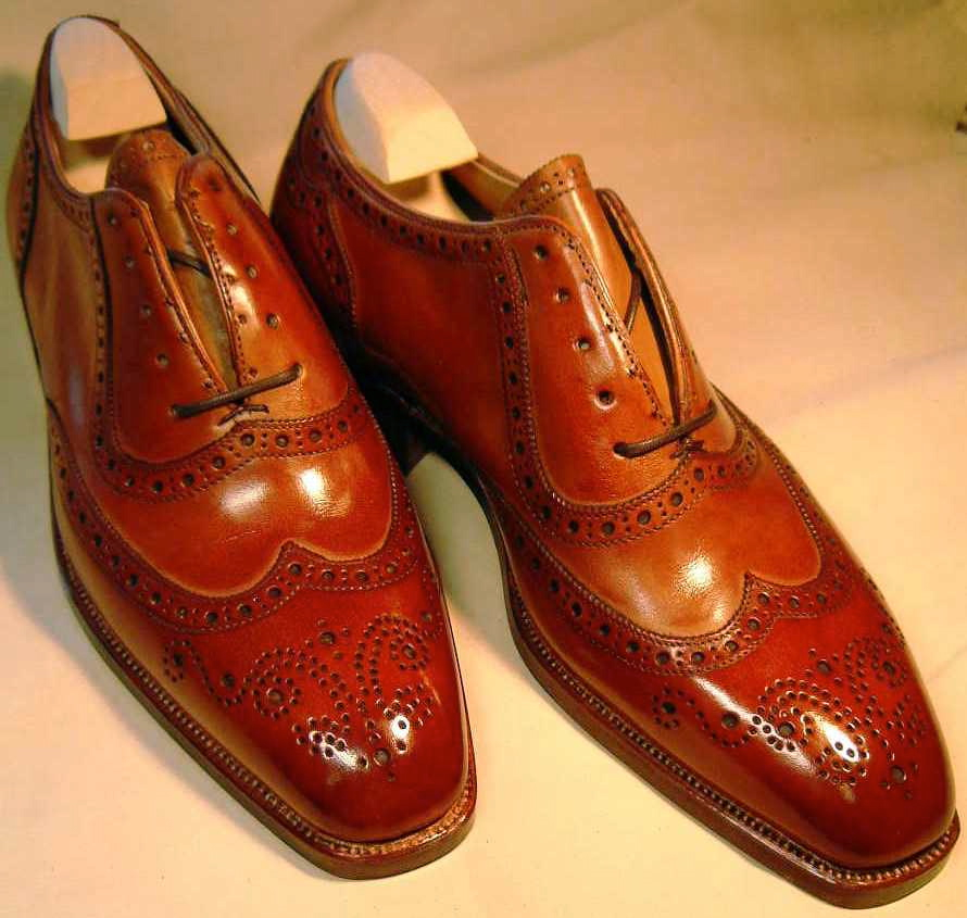 Selecting the Right Wingtip Design for Your Foot