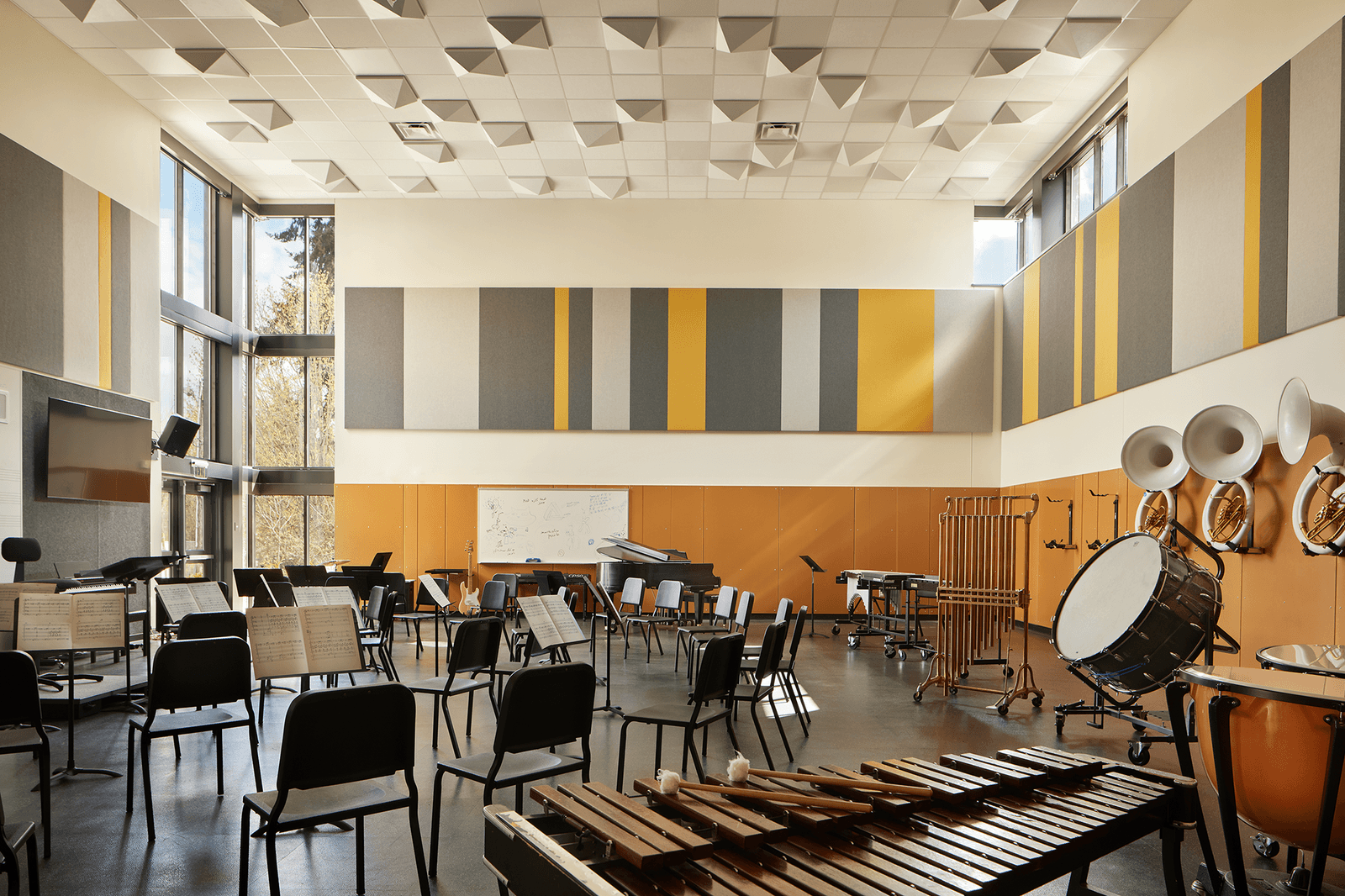 Northshore Concert Hall at Inglemoor High School | Hutteball + Oremus ...