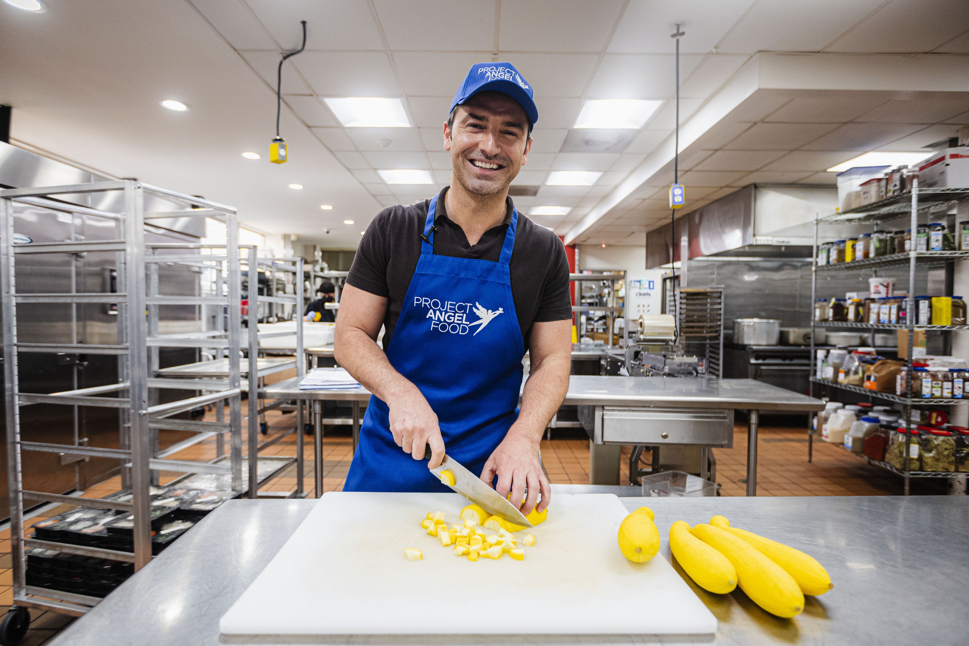 JOIN PROJECT ANGEL FOOD'S KITCHEN CABINET