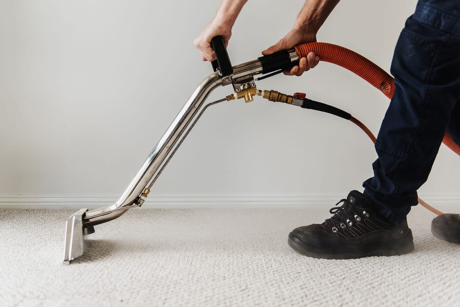 Equipment - Don't Panic Cleaning & Restoration Services | Tamworth NSW