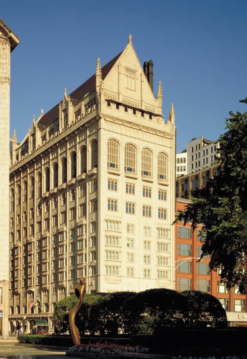 Portfolio | University Club Chicago | Looney & Associates Design