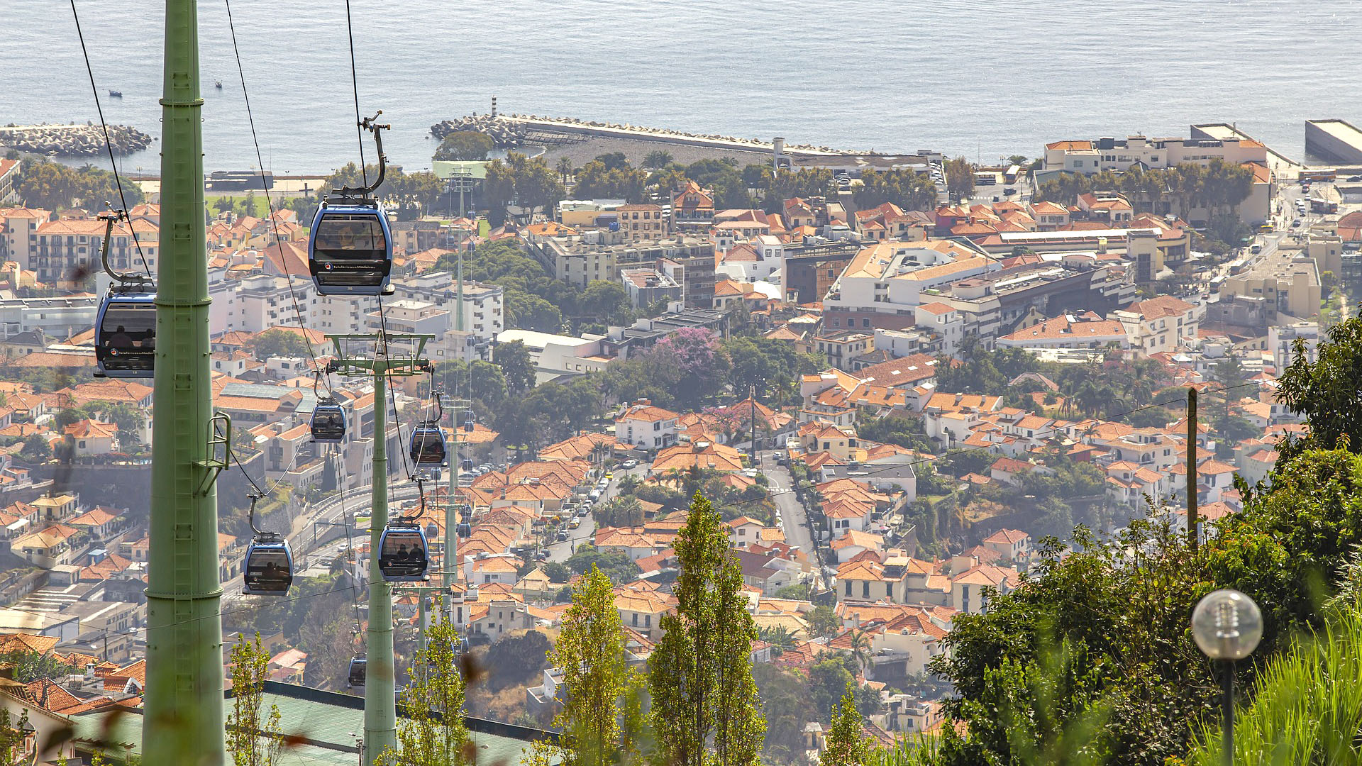 Ilha da Madeira: Uma Cidade Livre Portuguesa? - Settee