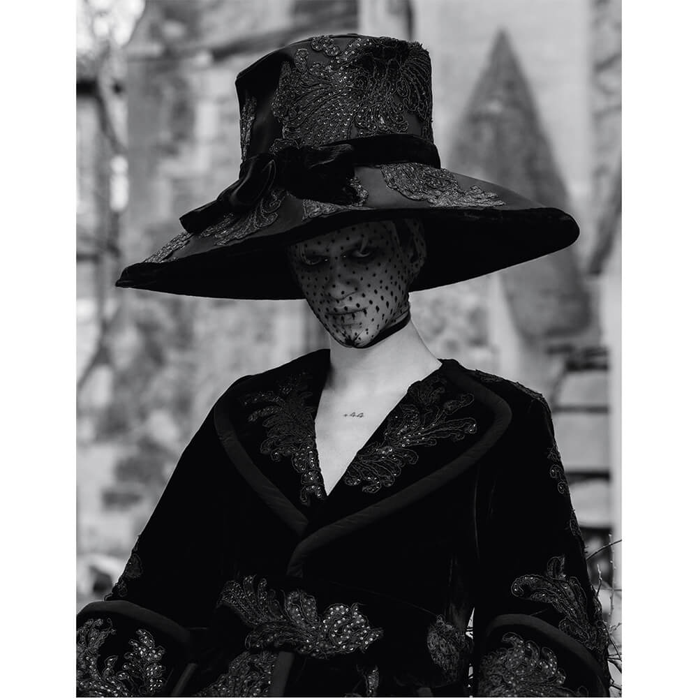 EMMA DAVIDSON ON GOTH STYLE | 10 Magazine Australia