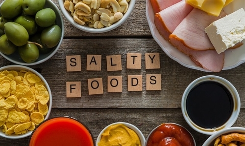 5 Secrets People on a Low-Salt Diet Swear By | Low Salt Kitchen