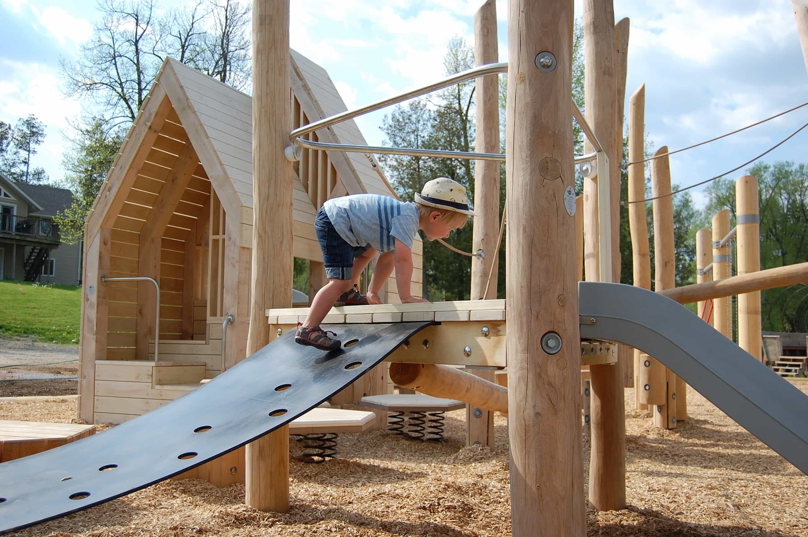 Wooden & Natural Play Structures for Playgrounds and Parks | Park N Play