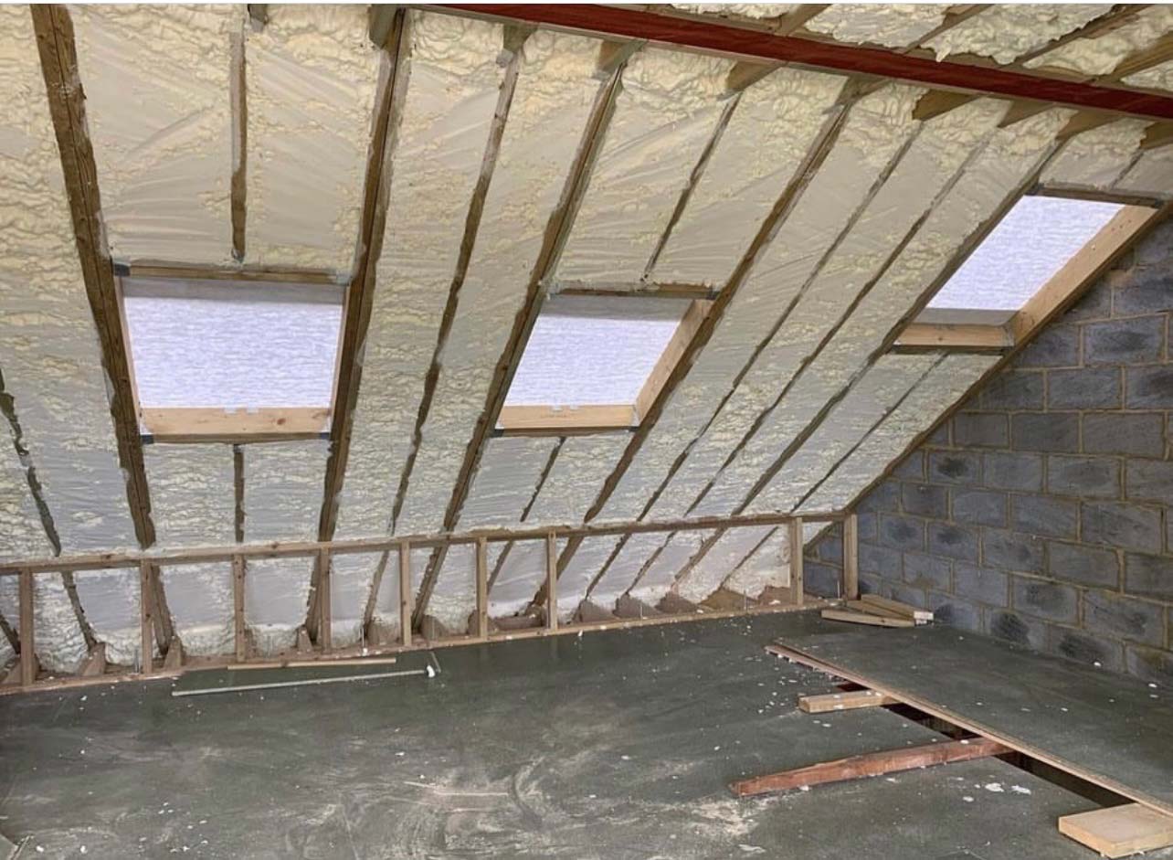 Construction Spray Foam Insulation - Roof & Ceilings