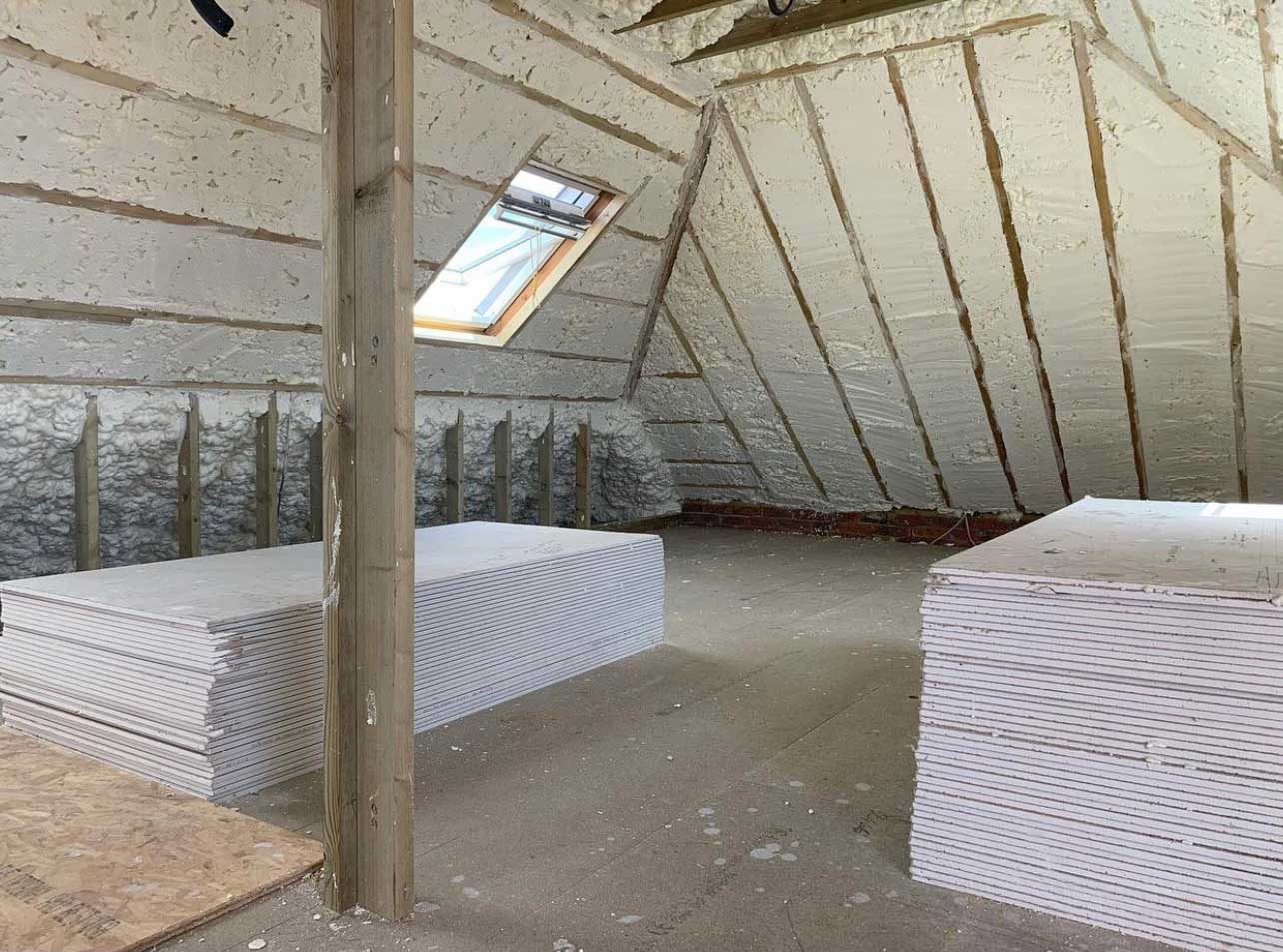 Construction Spray Foam Insulation - Roof & Ceilings