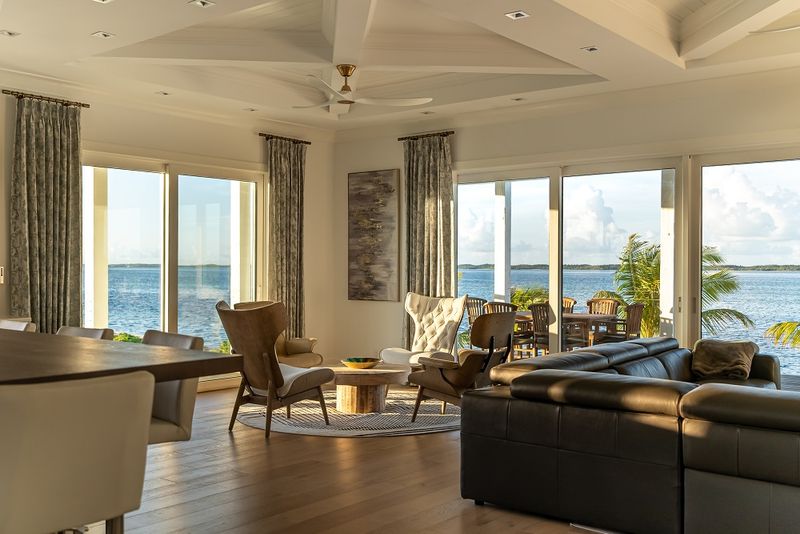 Windsor Traditional Design - - Patricia Davis Brown Designs