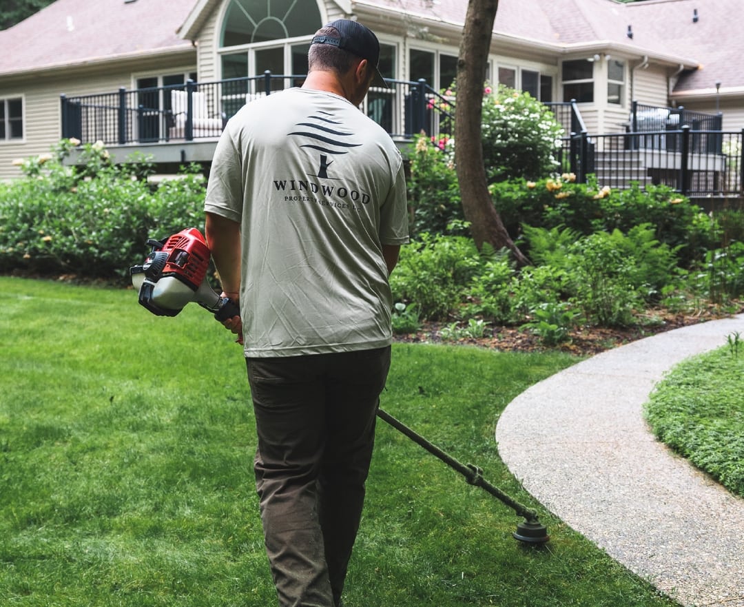 Windwood Property | Professional Lawn Mowing