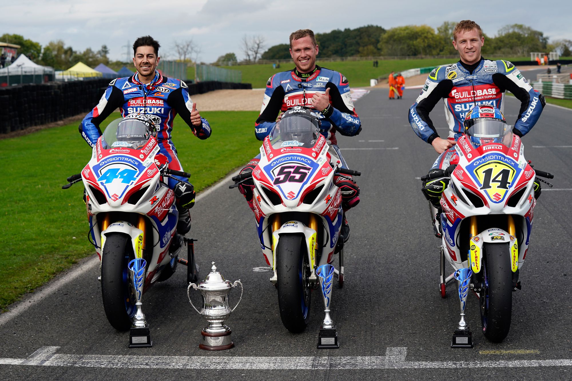 Buildbase Suzuki Fills the Podium as Rea Wins Race of the Year