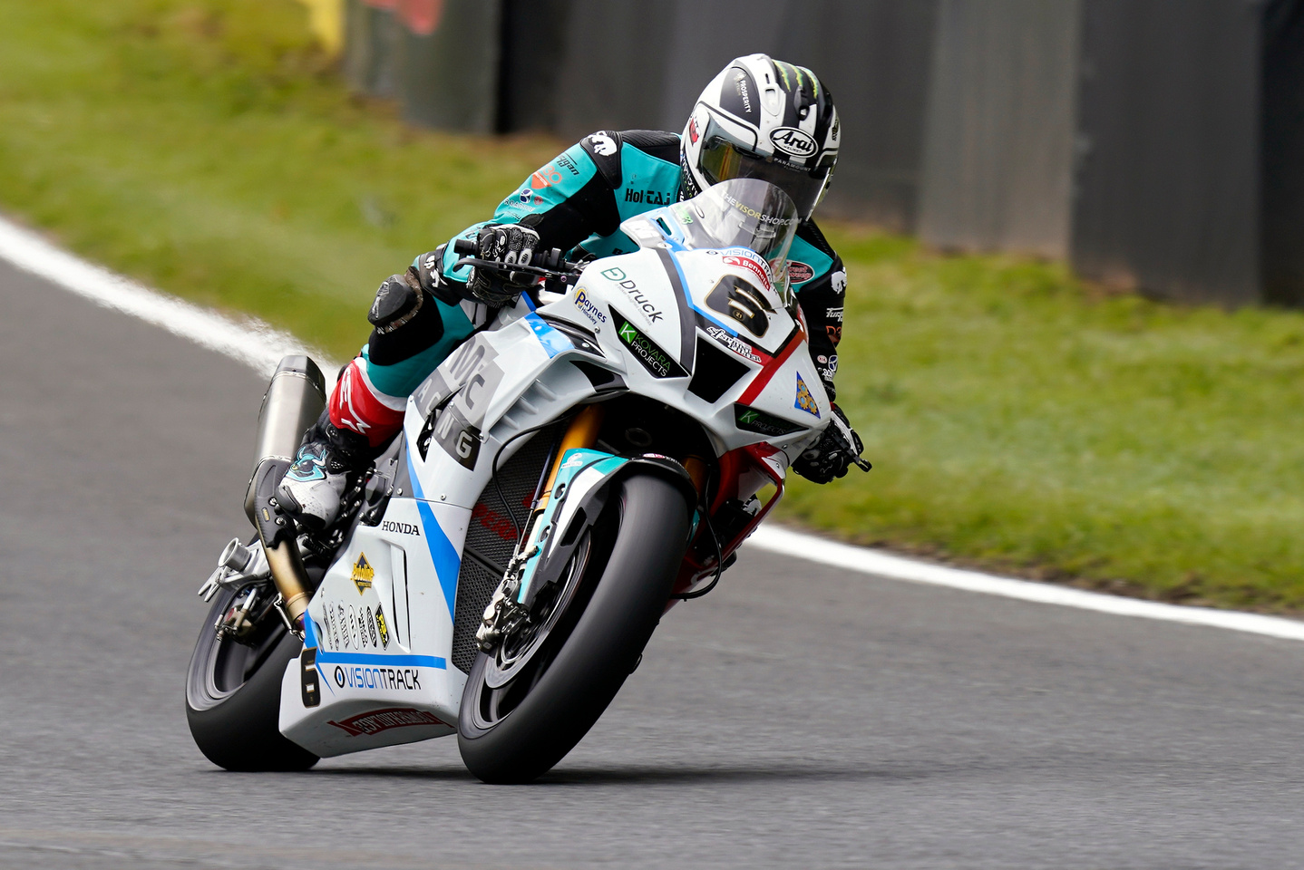 Dunlop returns for Hawk Racing at Oulton Park