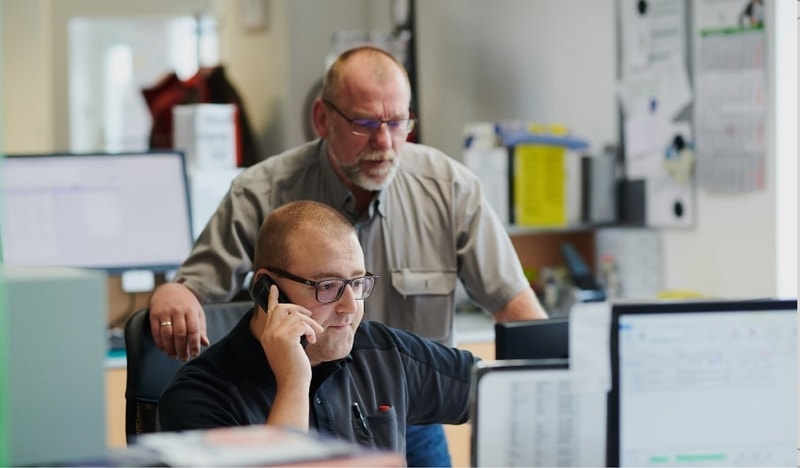 Knobloch Knebel | Arbeitsbekleidung, Austattung und Individualisierung