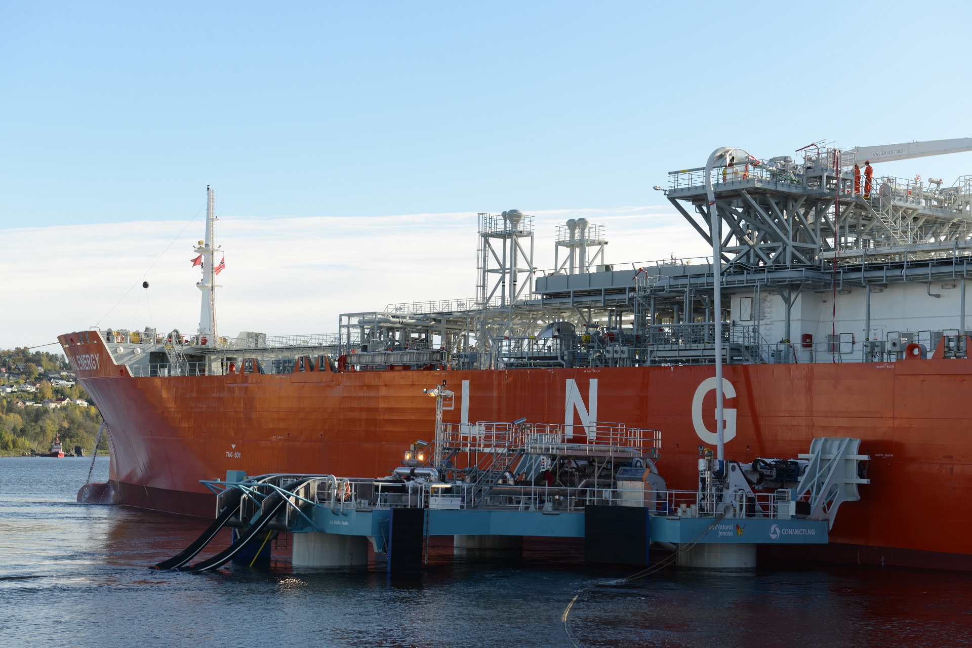 Floating Jettyless vs Fixed Infrastructure