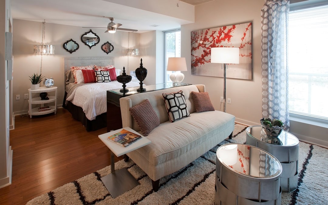 Features & Amenities