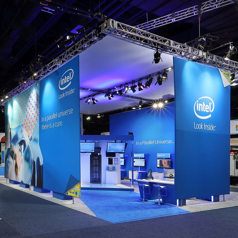 RedBox Studio | Graphic Design & Photography