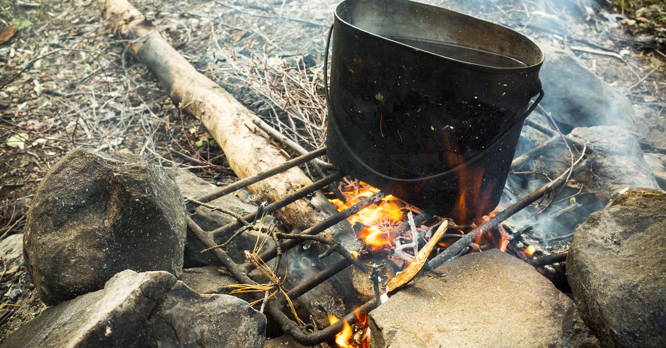 How To Cook In An Emergency: 10 Tips To Help You Survive | Build a Stash