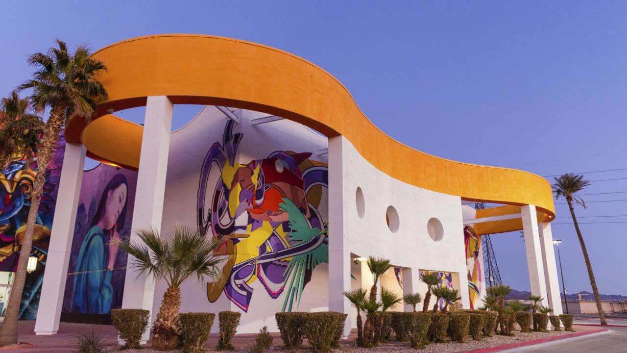 Art - Primm Mall Mural Oasis