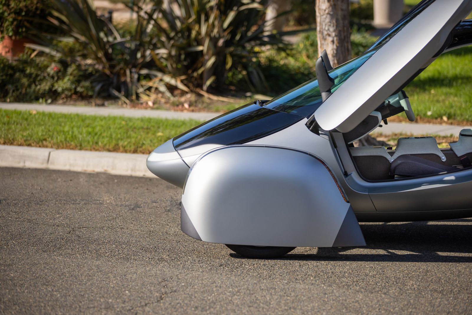 Invest in Aptera Motors