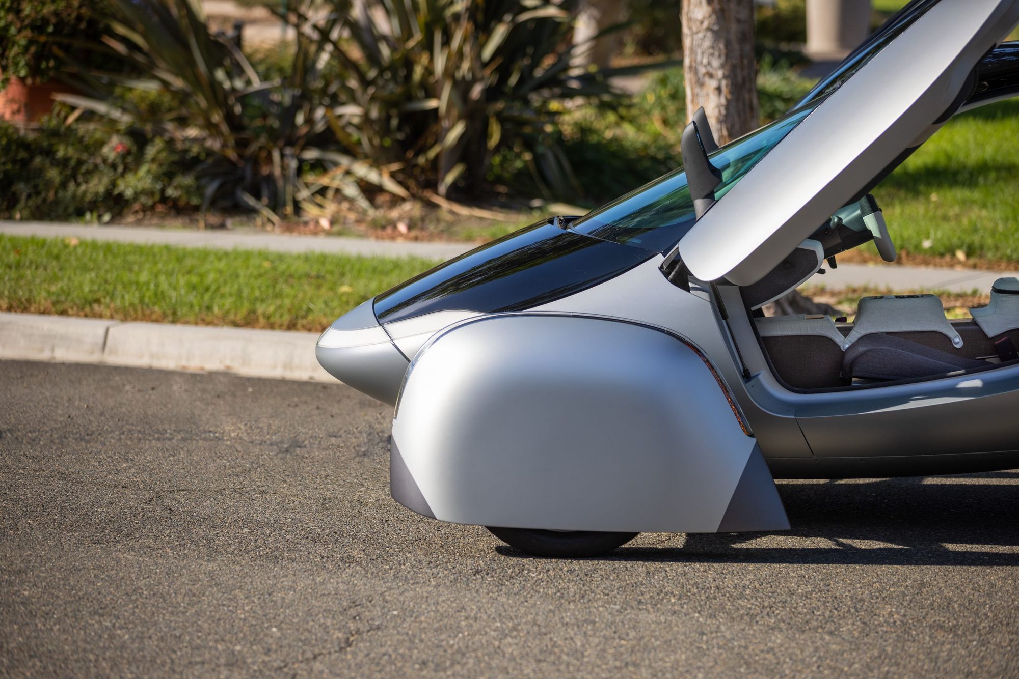 Invest in Aptera Motors