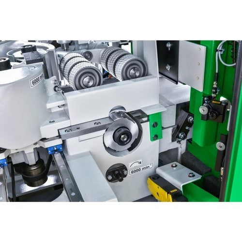 Weinig Cube plus - Vierzijdige schaaf- en profileermachines | Van Belle ...