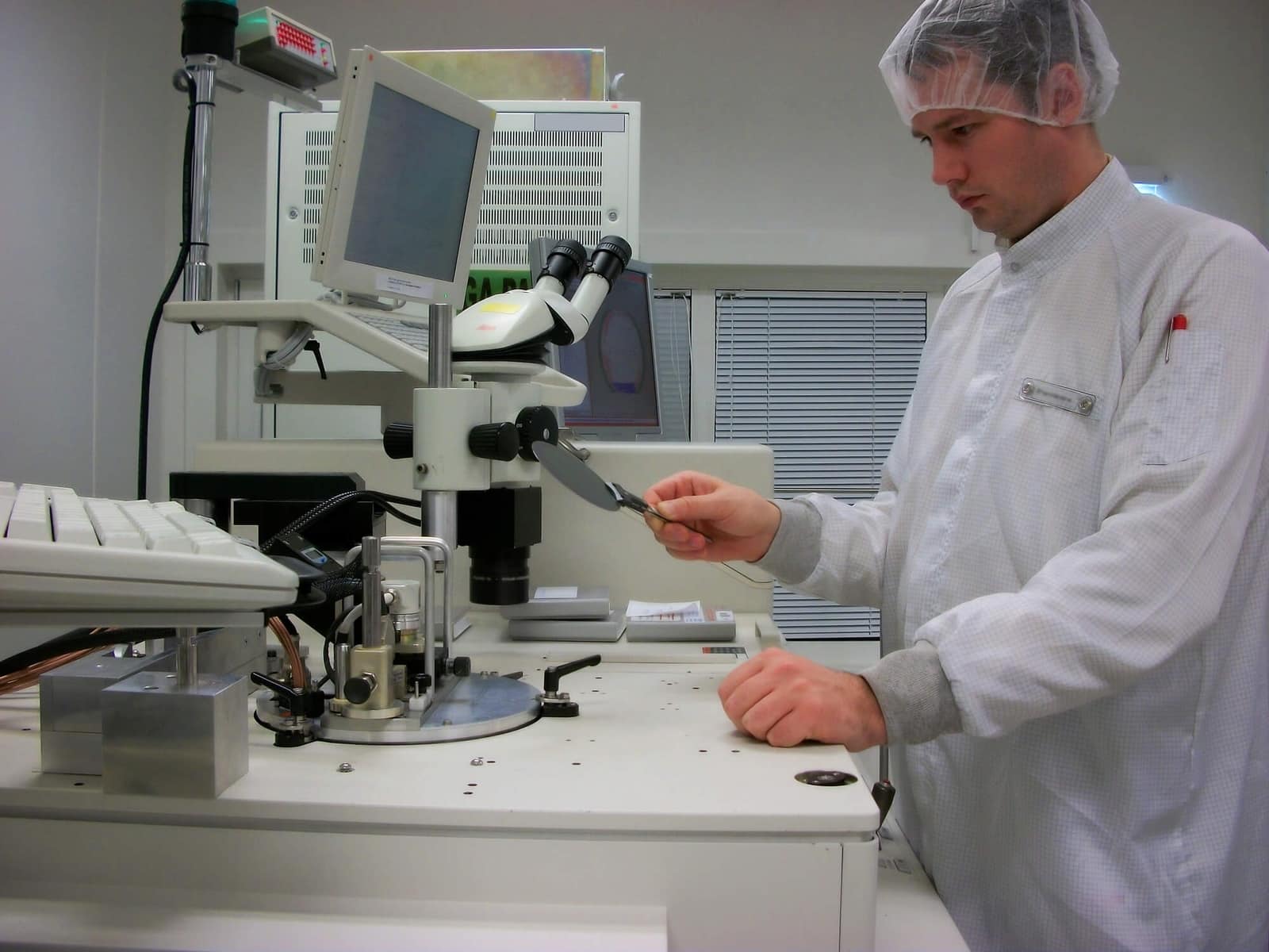 Preventing Wafer Stress Damage: Backgrinding Tips