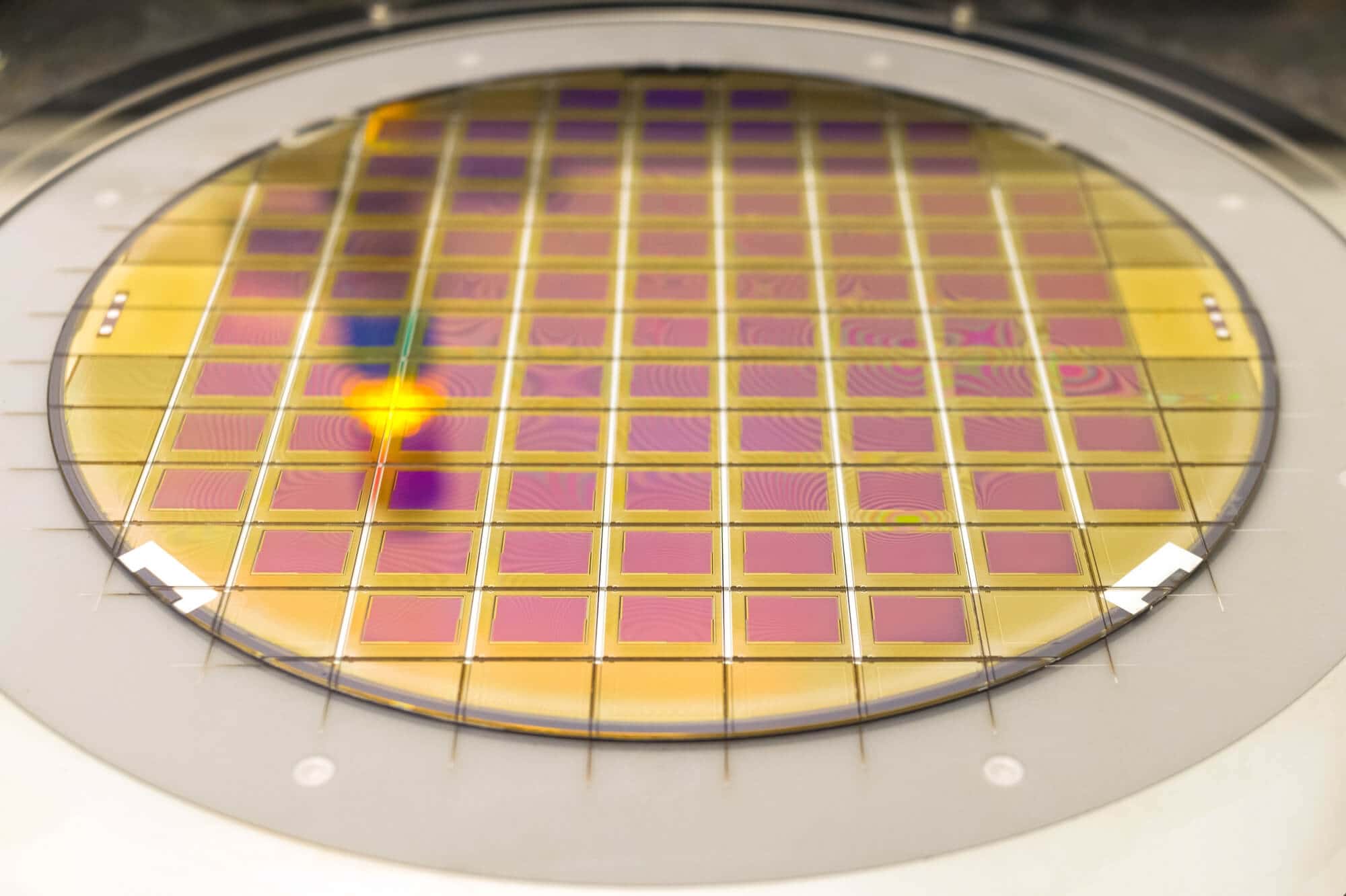 Everything You Need to Know About Contamination and Damage in Si Wafers