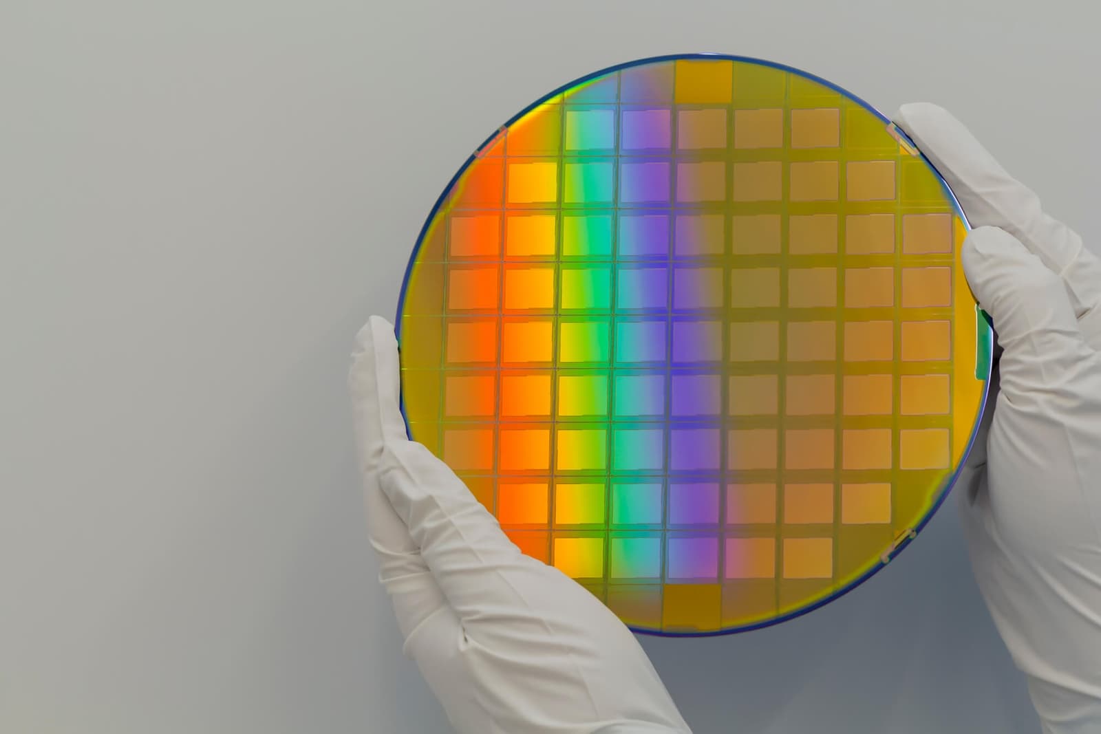 silicon-manufacturing-demonstrating-ultra-flat-wafers|polishing ...