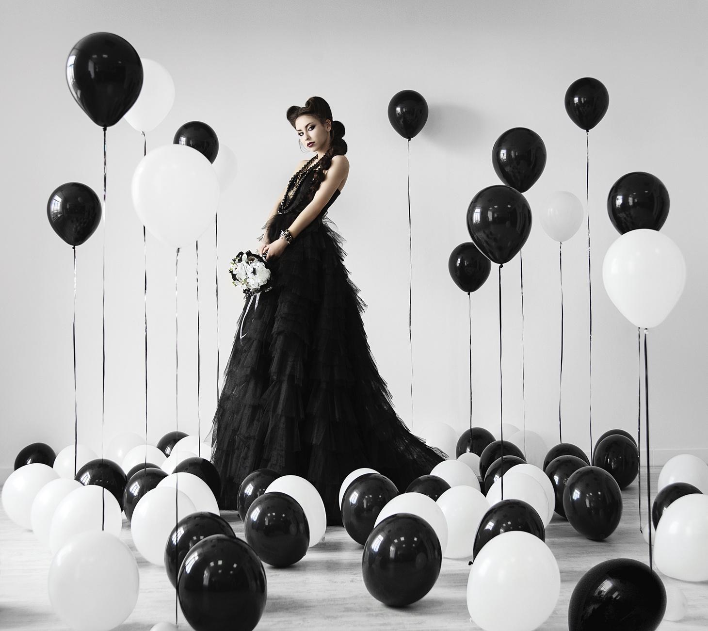 What to Wear to a Ball | GlamCorner