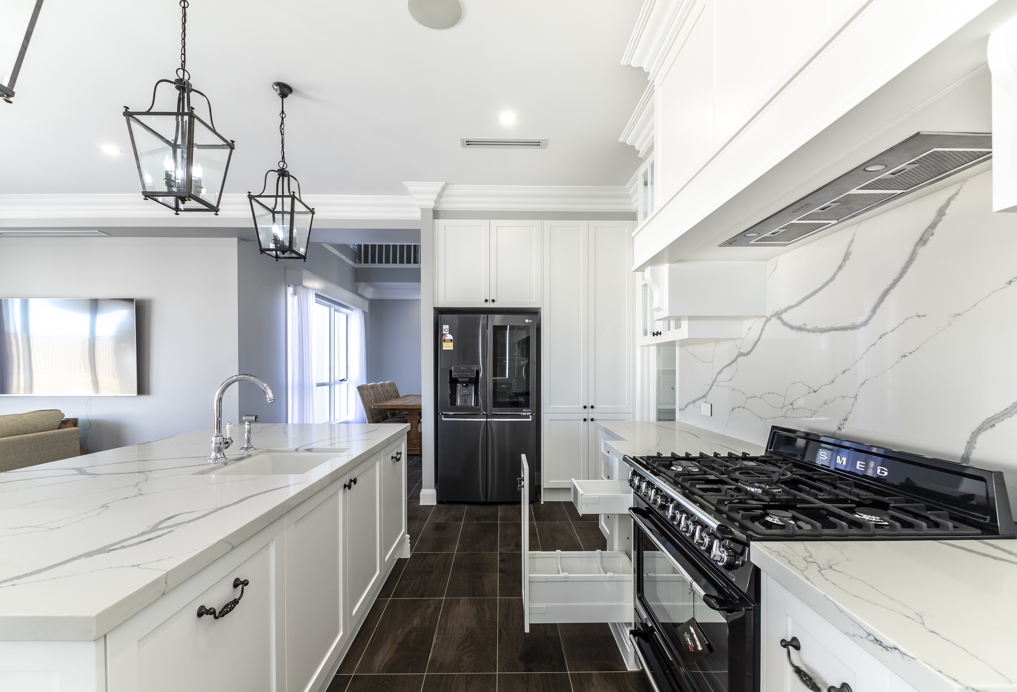HARRINGTON GROVE | Showcasing Exceptional Kitchen & Joinery Projects ...