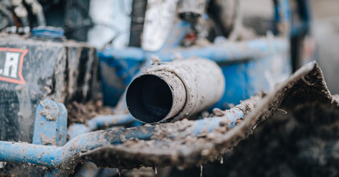 What Is an Off Road Exhaust? | WeAirDown