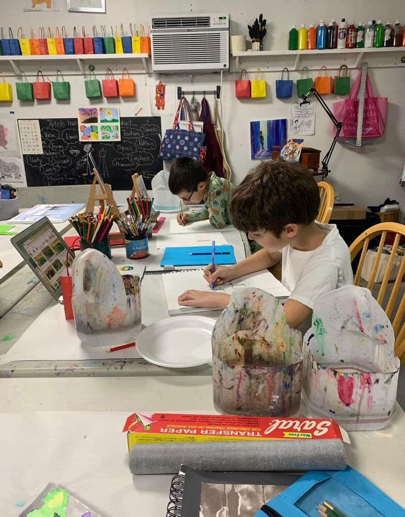 In-Studio Lessons | Brush & Sketch | Art Classes