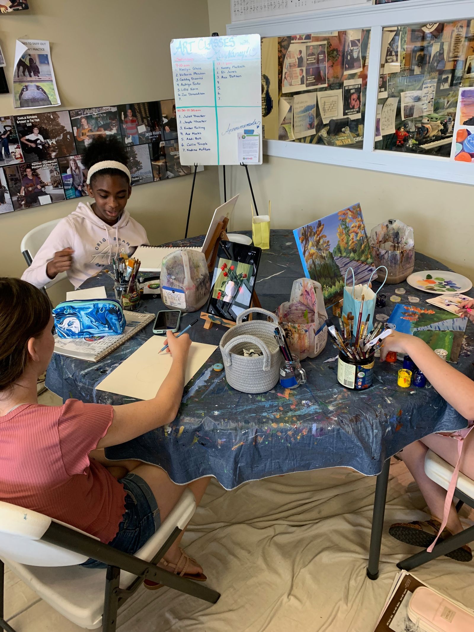 In-Studio Lessons | Brush & Sketch | Art Classes