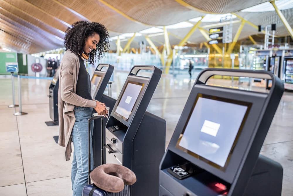 Os benefícios dos totens de autoatendimento