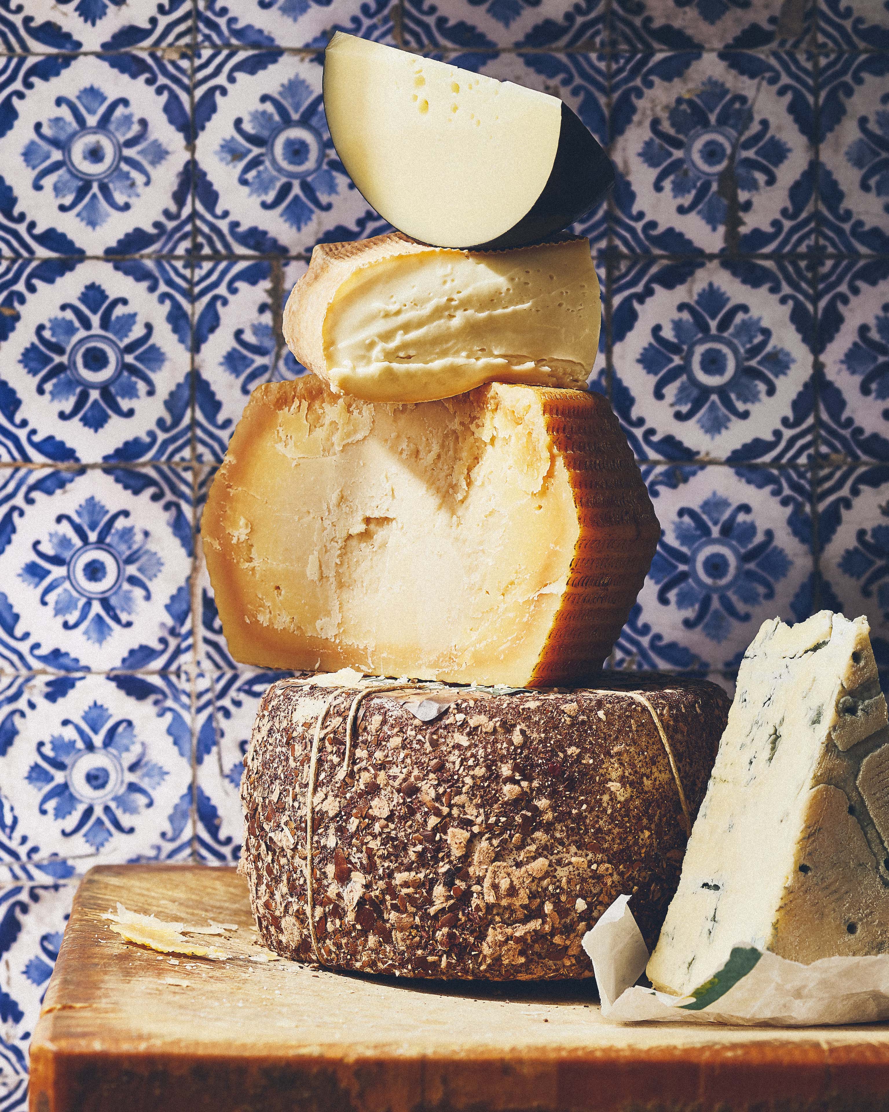 Maya Visnyei - Stills & Motion