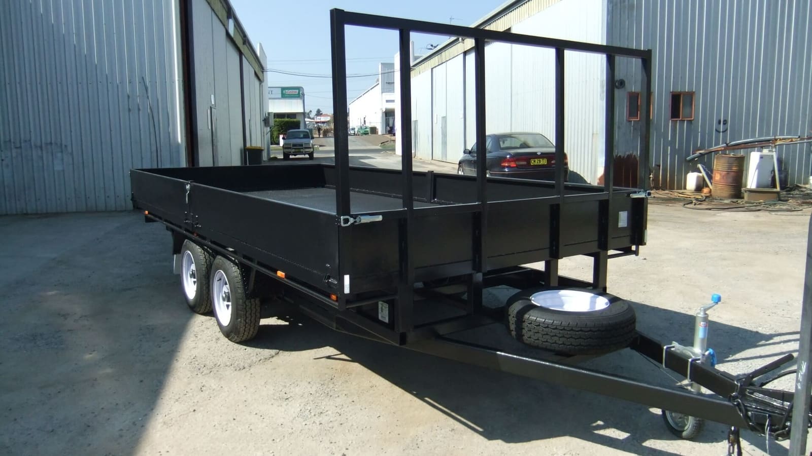 All Trailers - Tow World