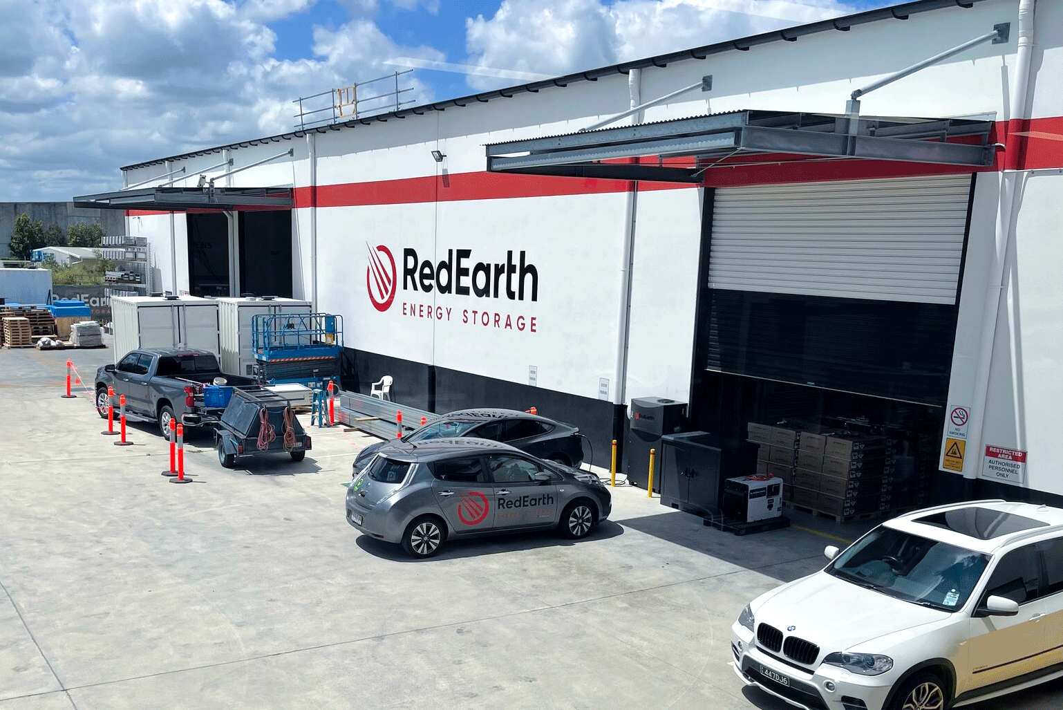 Solar and Energy Storage Partnership: RedEarth and Island Energy