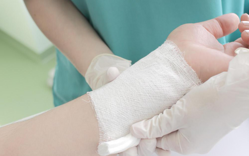 Know about Indications for Alginate Wound Dressings | Rare Heavy Wounds