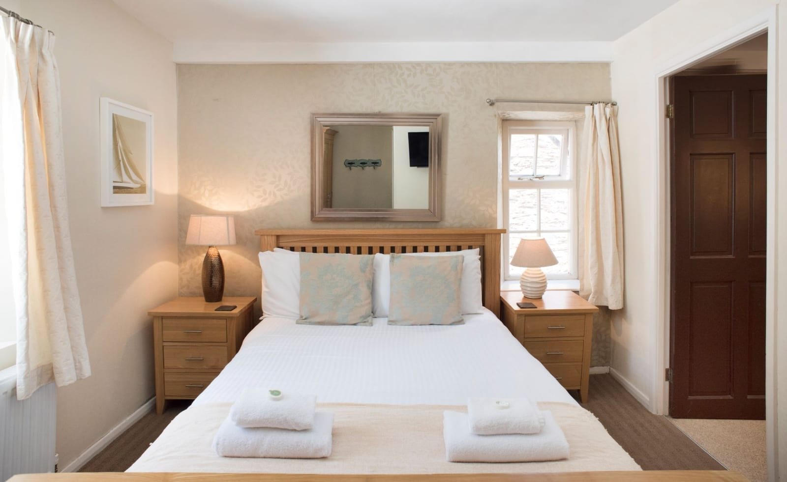 The Halfway House Inn, Kingsand - Pub and B&B