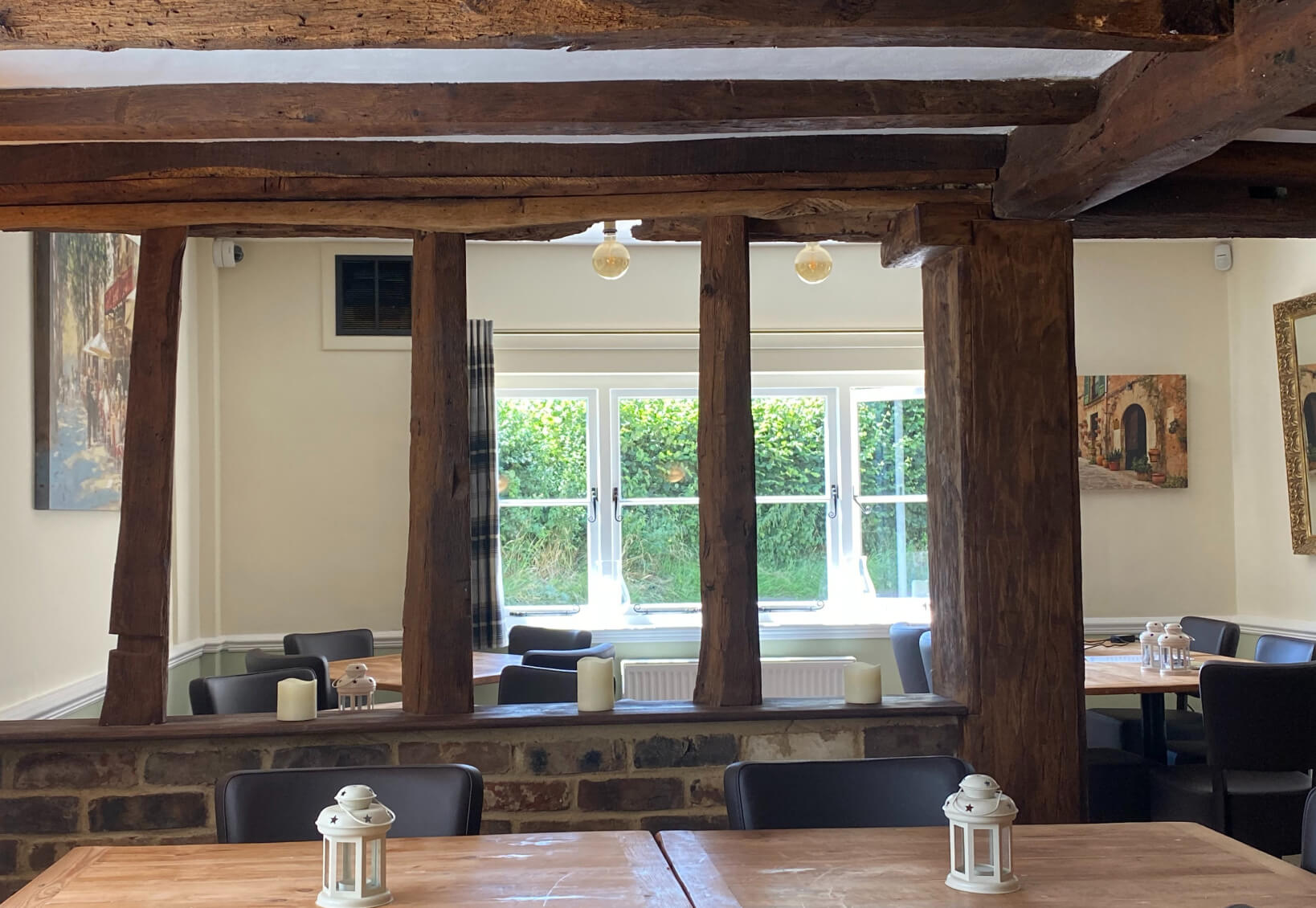 Pub & Resturant in St Leonards | The White Lion Pub