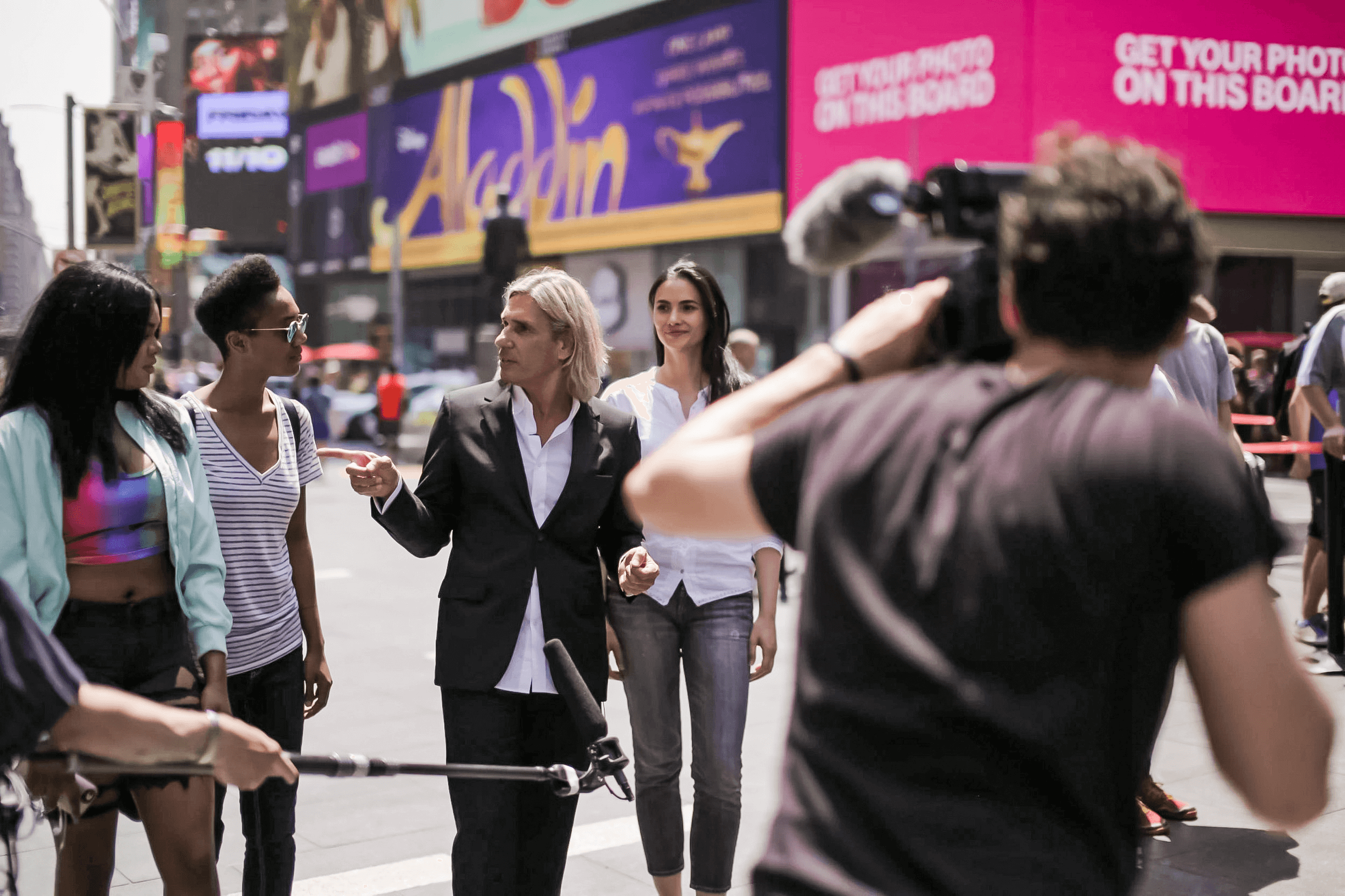 About - Thomas Zeumer