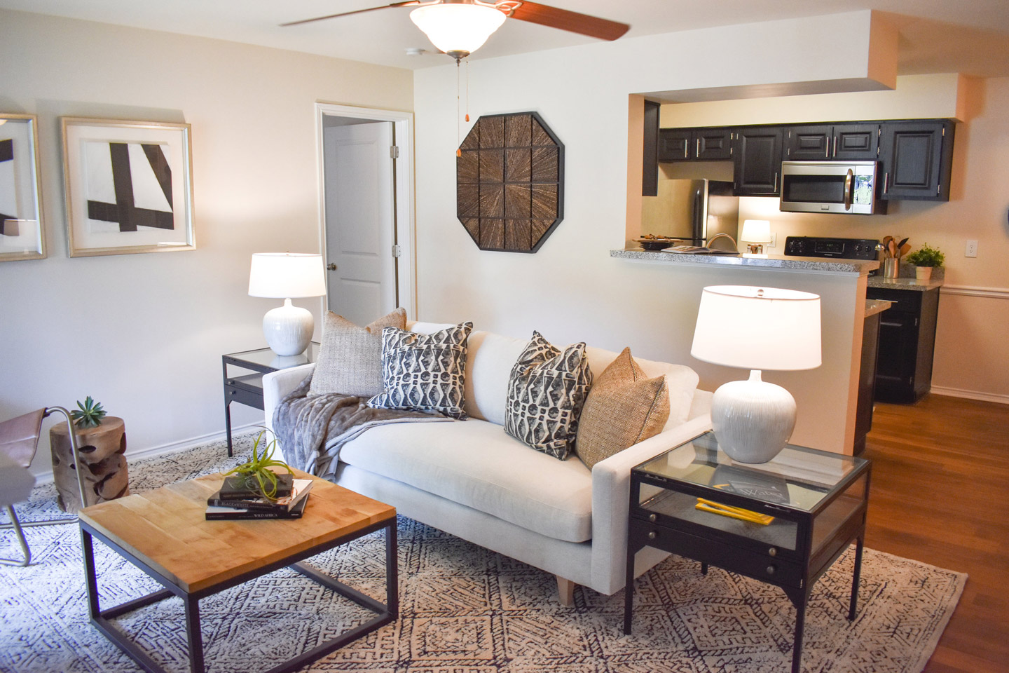 Features & Amenities