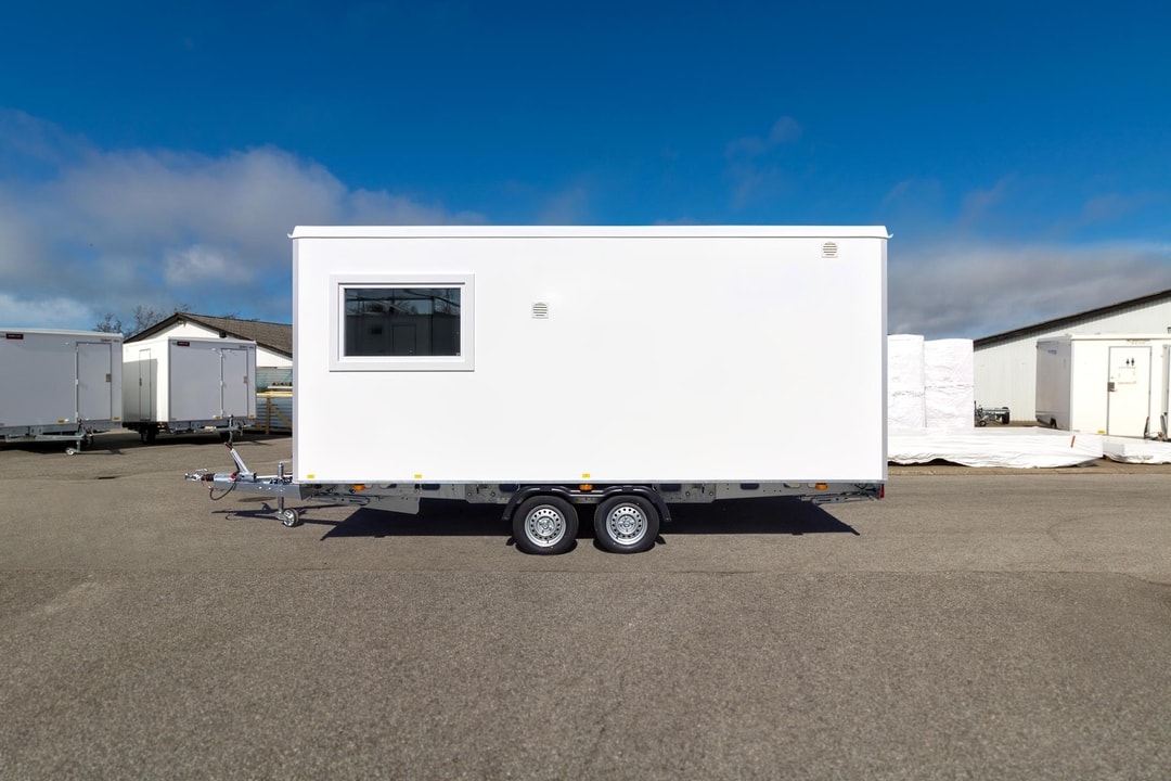 Kitchen trailer - Fully equipped mobile kitchen on wheels