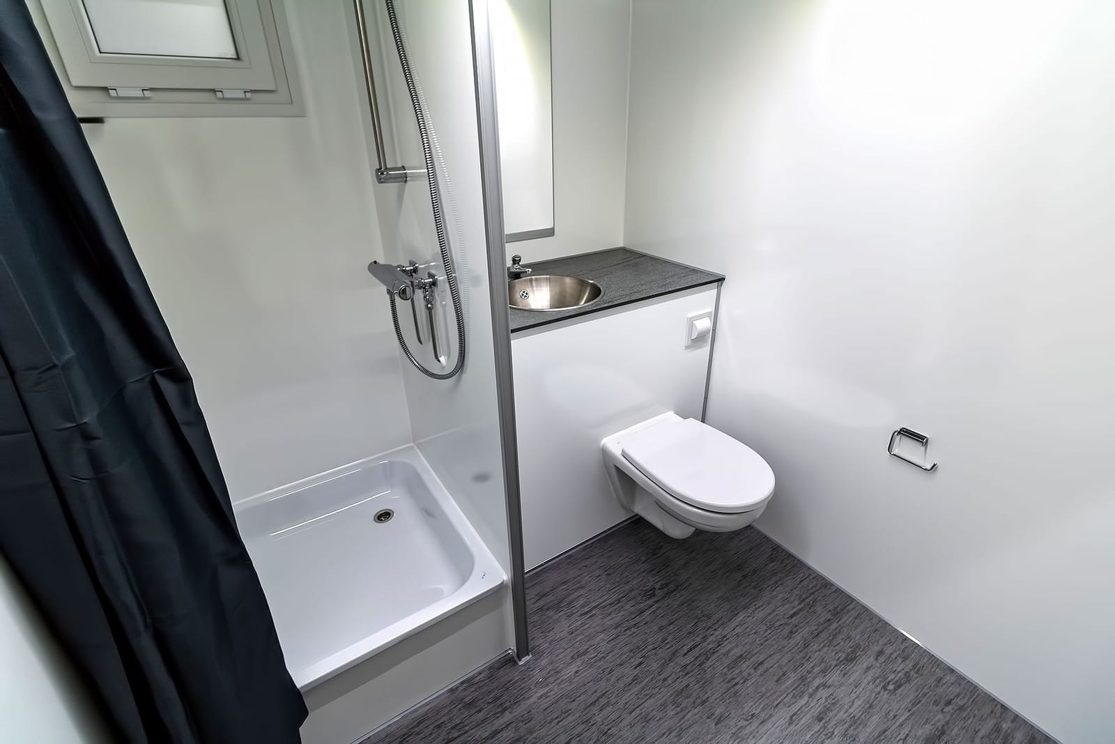 Mobile bathroom - Shower and toilet in one smart solution