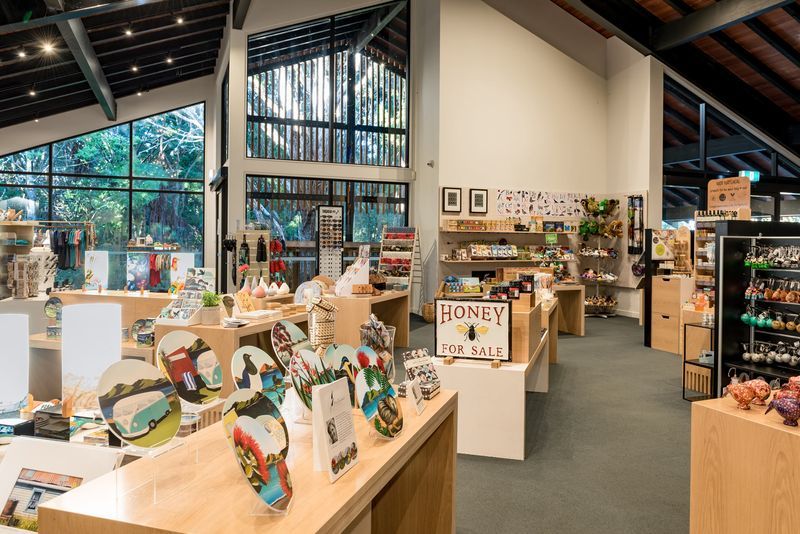 Waitangi Treaty Grounds Gift Shop | Traditional Māori Gifts