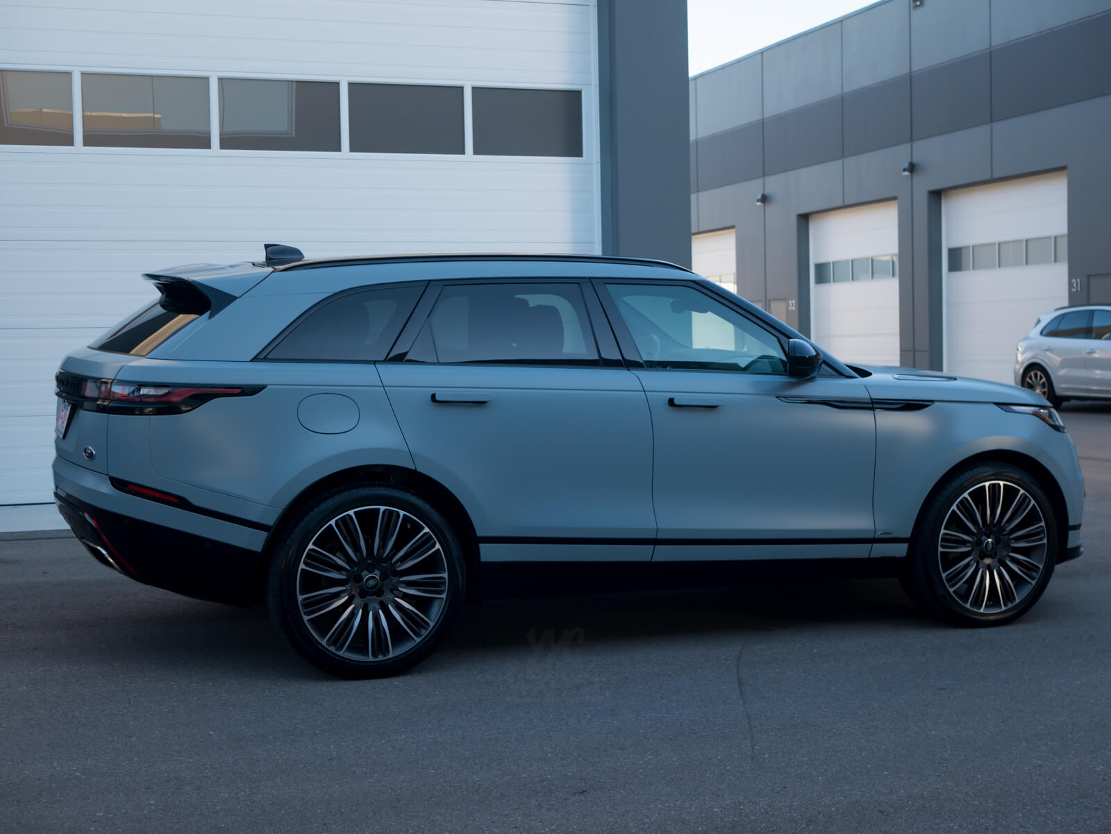 Range Rover Velar Vinyl Wrap Colour Change