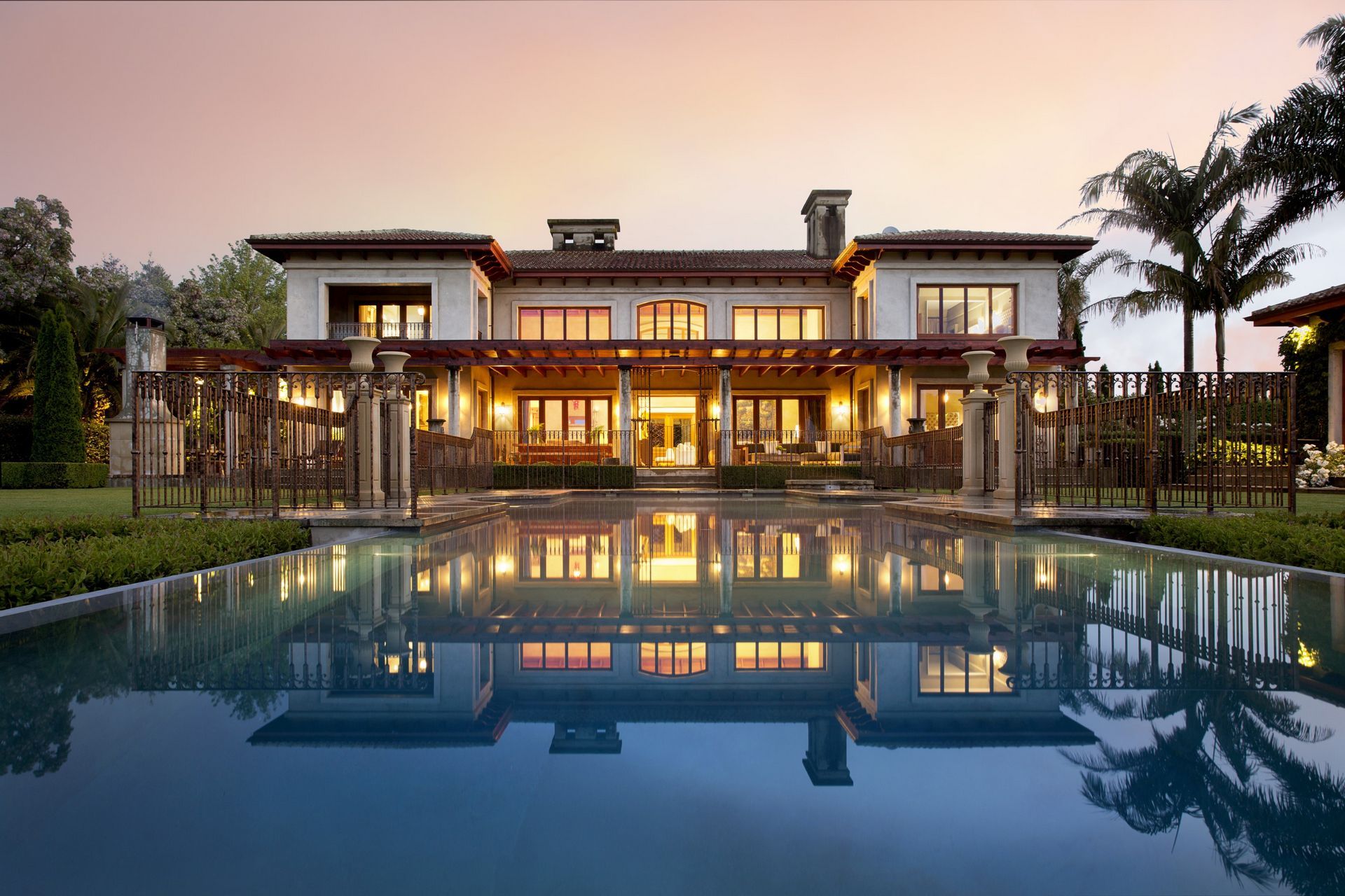 Best Tauranga Luxury Accommodation Offered by Ataahua Estate