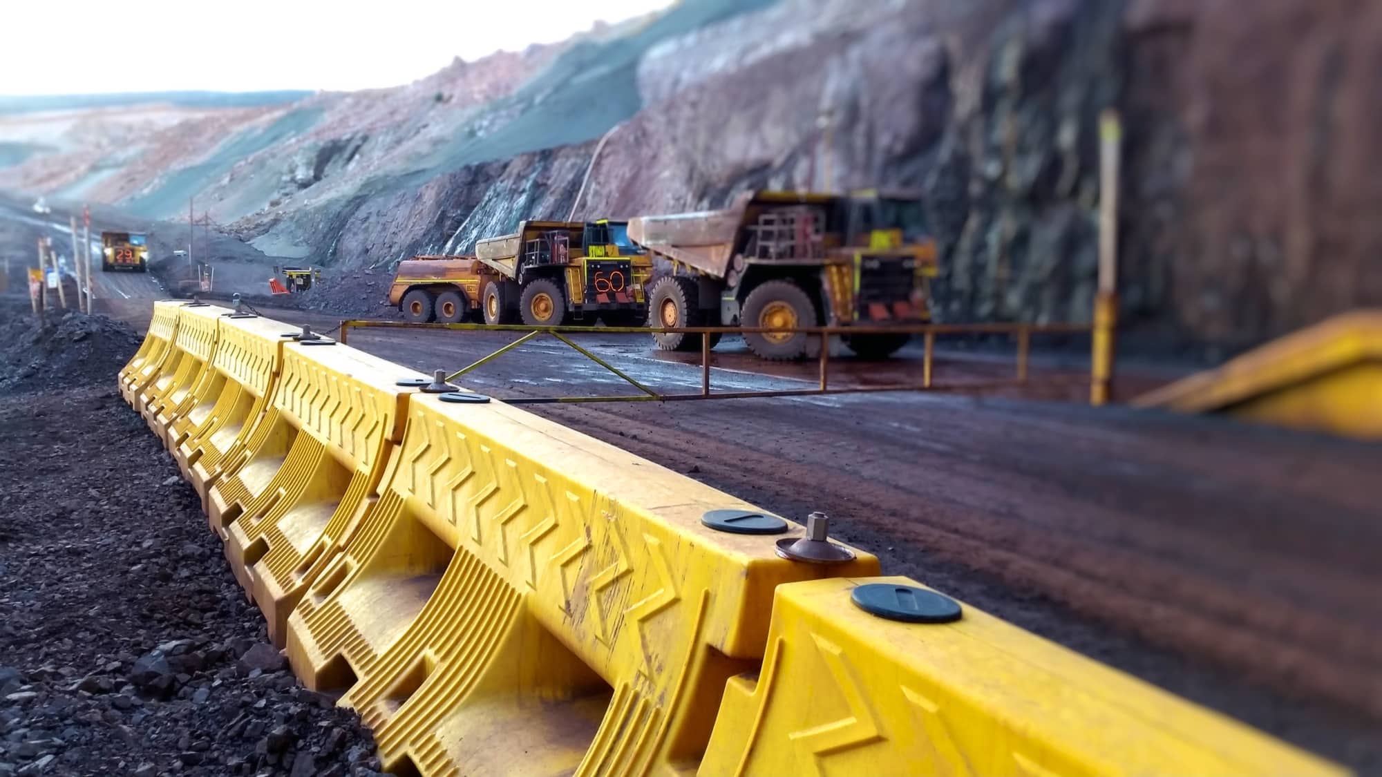 Multi-Bund Lightweight Bunding Solution for Mining | Safescape