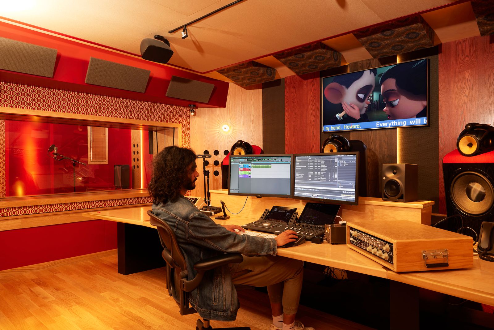 Essential tools for audio production | VoiceQ