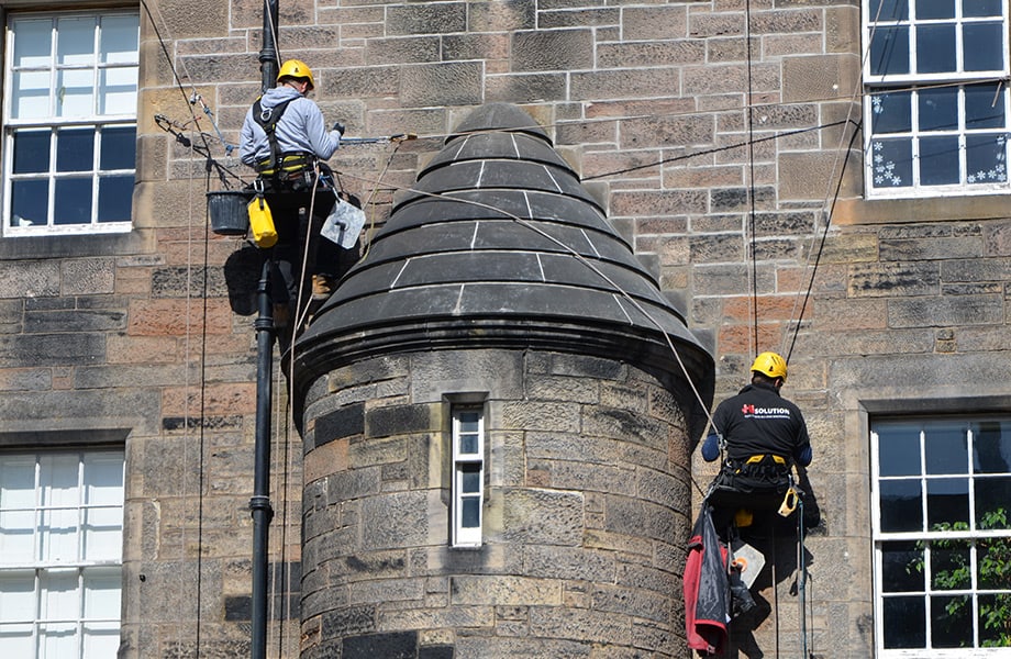 What is rope access roofing?